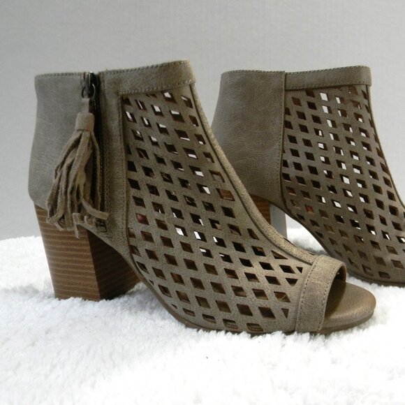 Jellypop | Shoes | Jellypop Madison 75 Tan Sand Caramel Brown Heel Zip ...